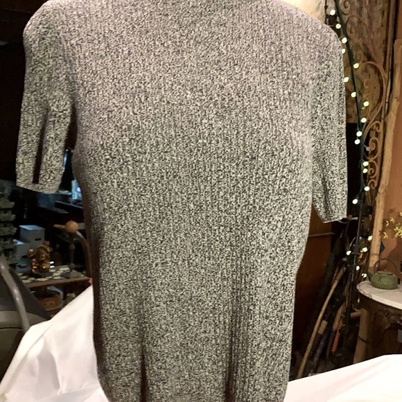 Laura Scott | Tops | Laura Scott Top | Poshmark